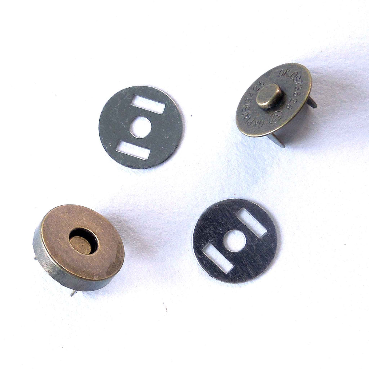 Metal Magnetic Bag Closures - Bronze - 18mm - 3 Sets – Fabric and Ribbon