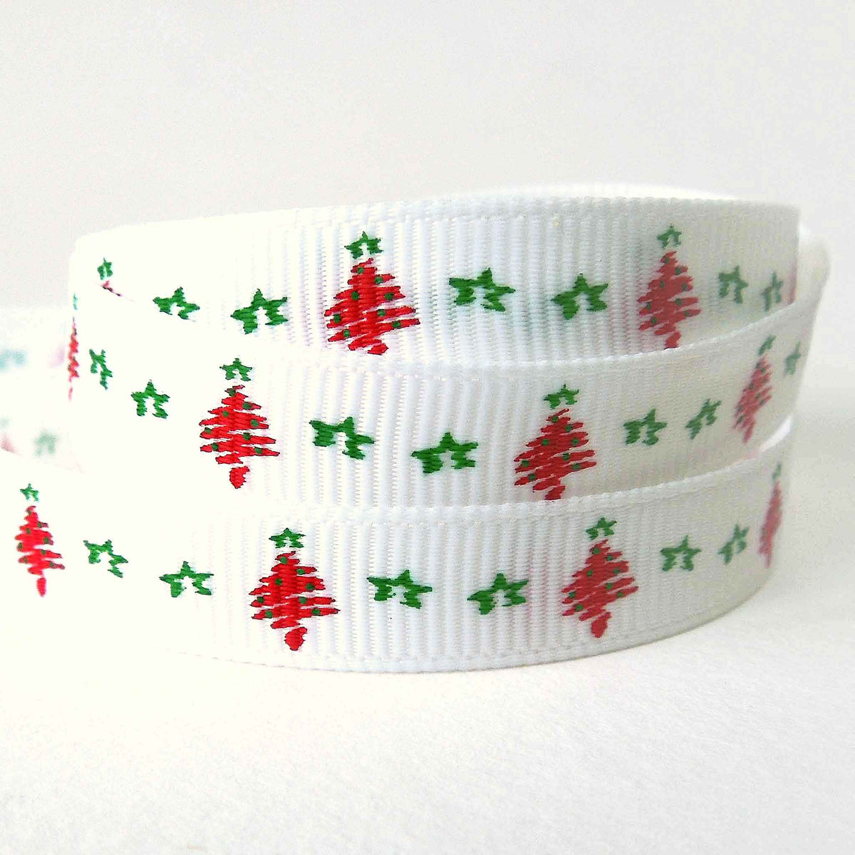 10mm White Christmas Tree Grosgrain Ribbon on Wooden Bobbin - 2 Metres ...