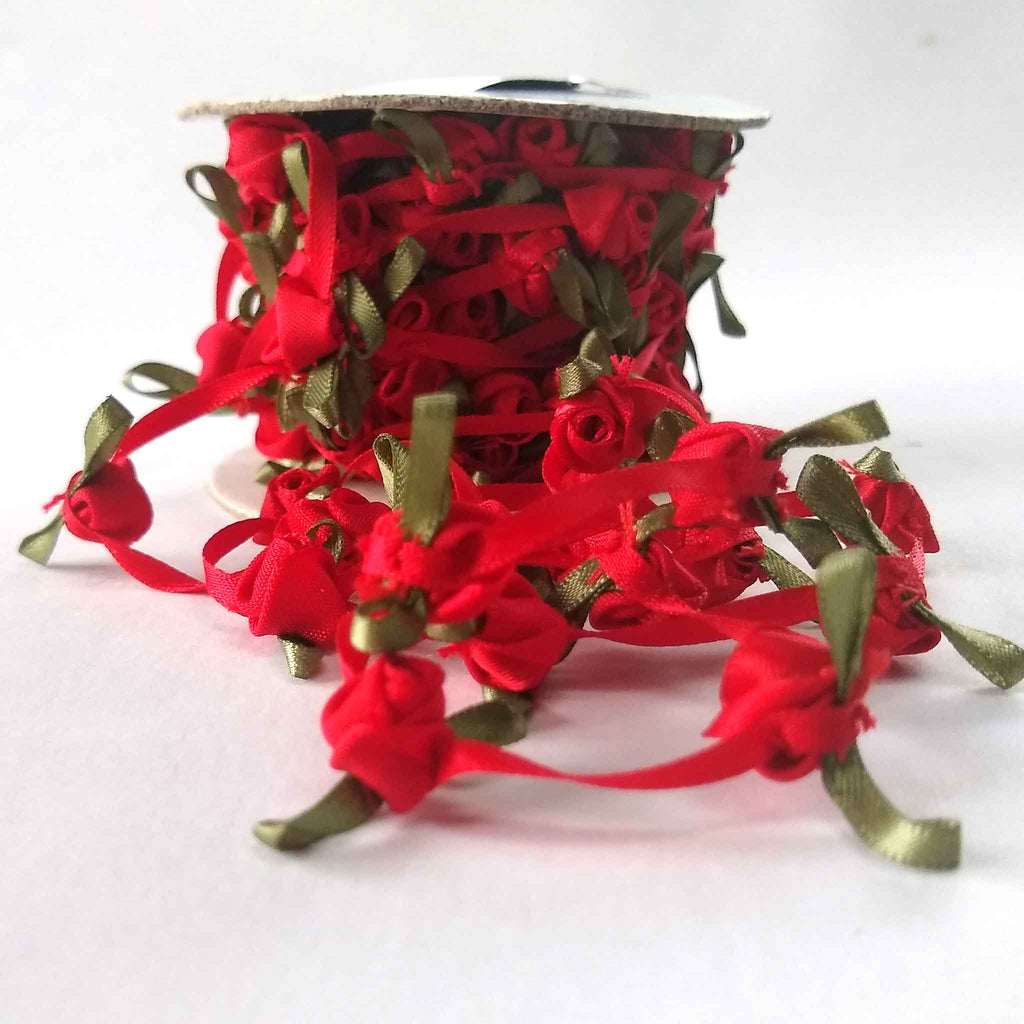 4mm Red Continuous Rose Ribbon with 1 cm Ribbon Roses – Fabric and Ribbon