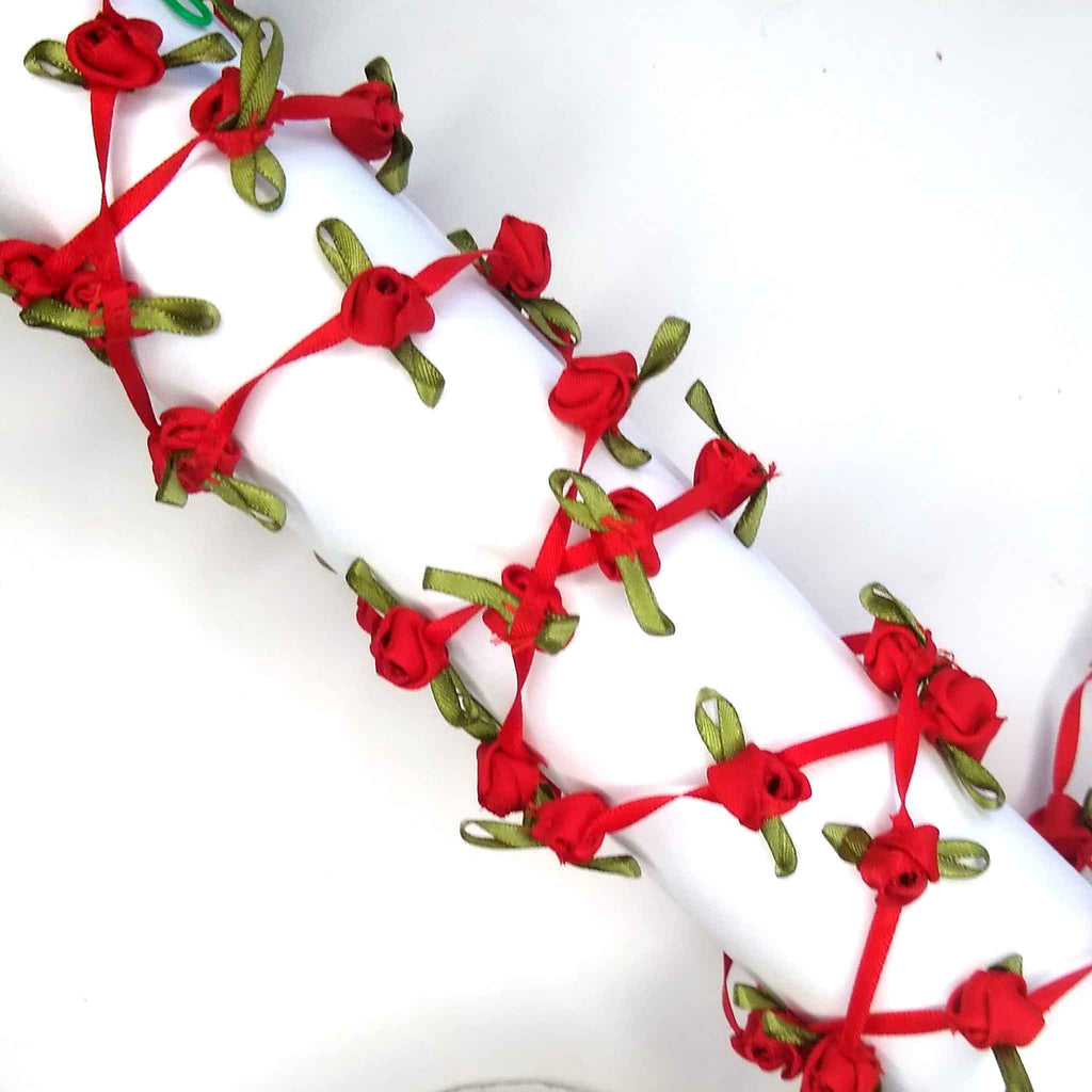 4mm Red Continuous Rose Ribbon with 1 cm Ribbon Roses – Fabric and Ribbon